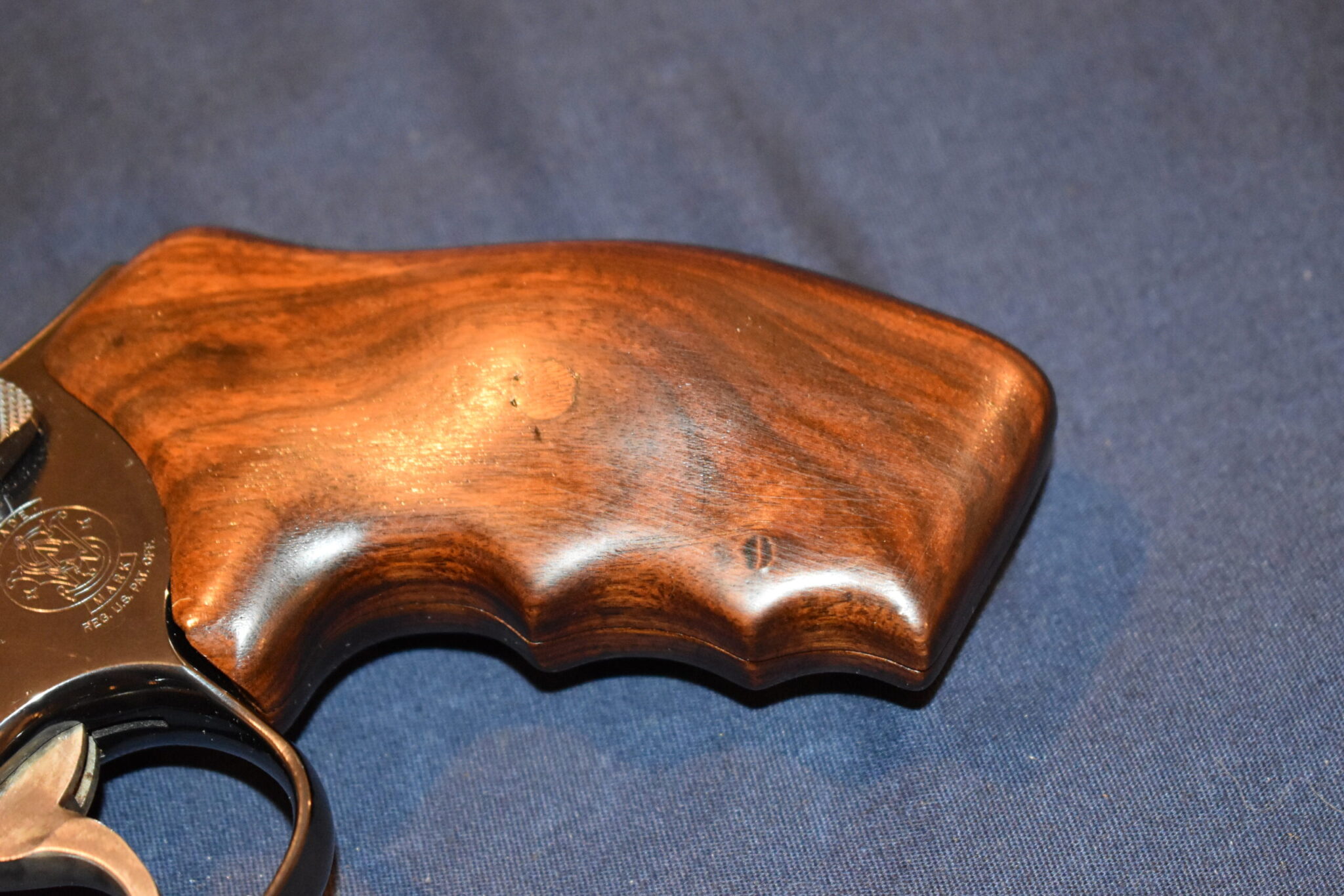 SMITH & WESSON K FRAME ROUND BUTT FUZZY FARRANT CUSTOM GRIPS SWKFF5 ...