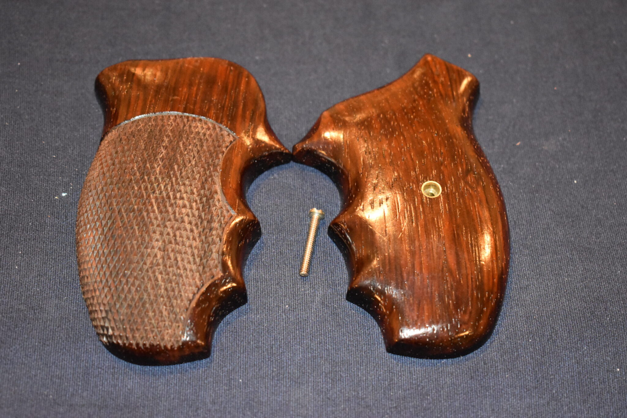 SMITH & WESSON K FRAME FUZZY FARRANT CUSTOM GRIPS SWJFF1 | Rogers Guns ...