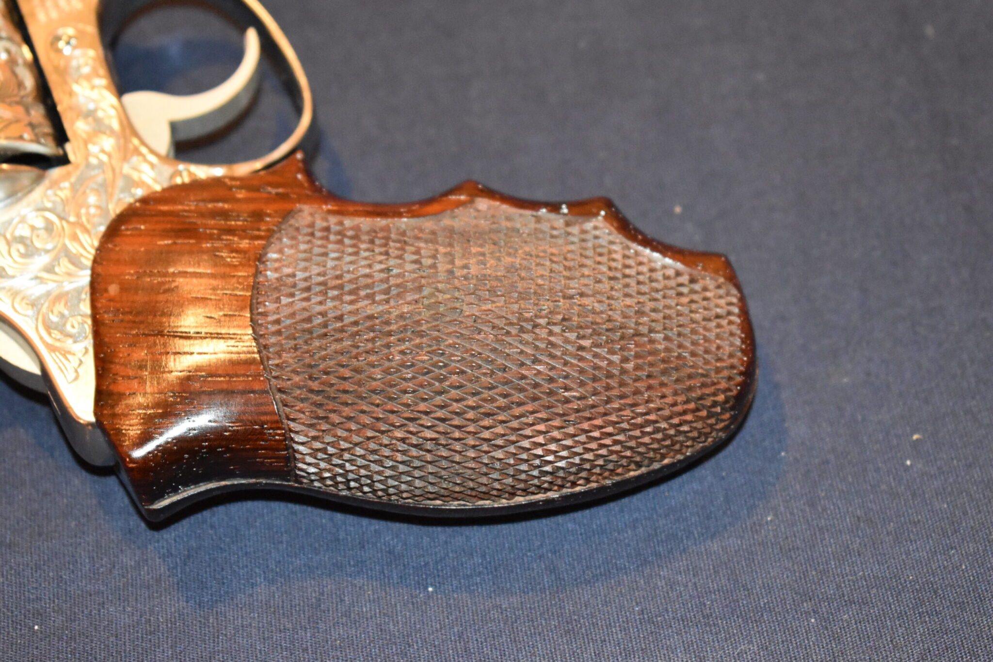 SMITH & WESSON K FRAME FUZZY FARRANT CUSTOM GRIPS SWJFF1 | Rogers Guns ...