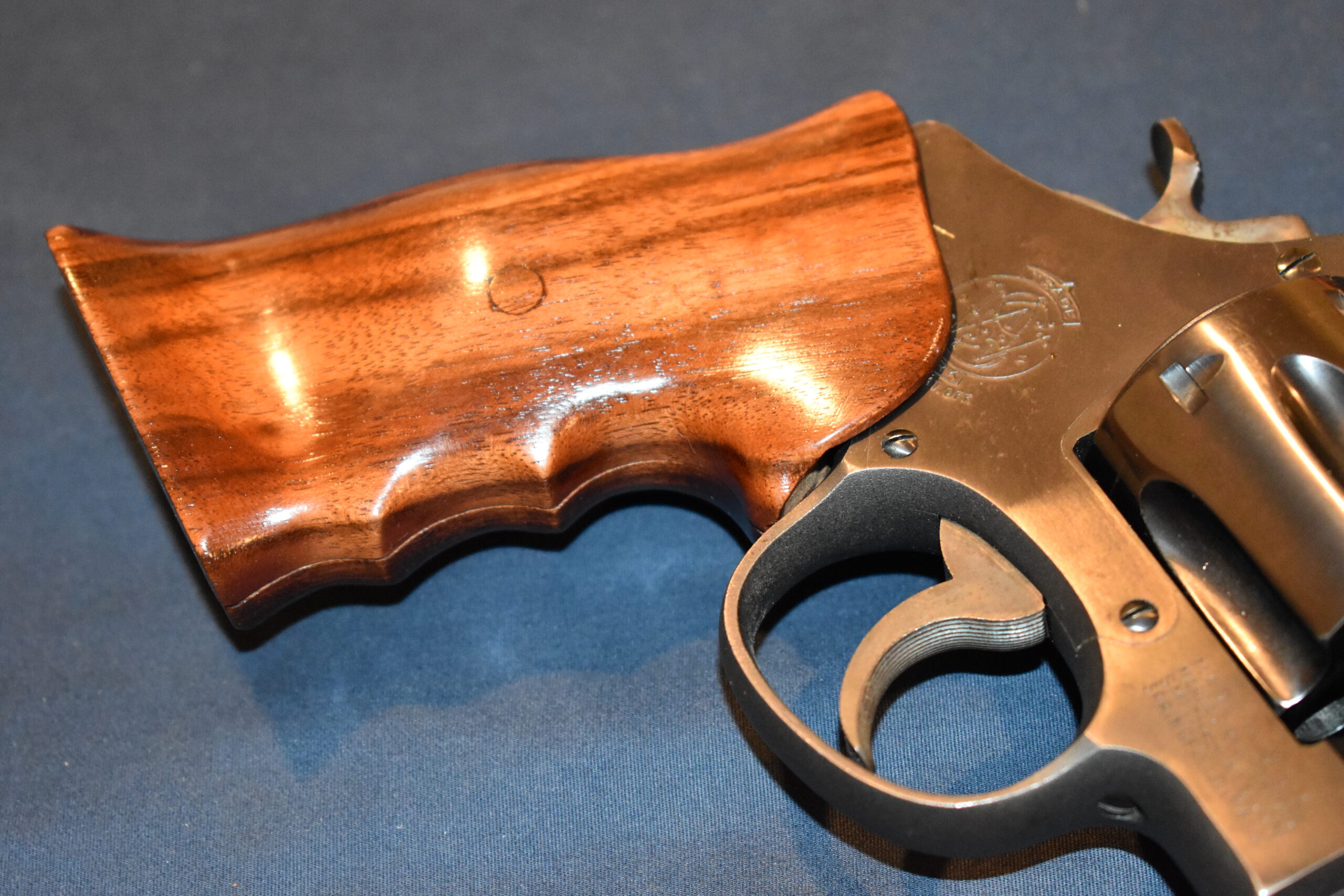 SMITH & WESSON N FRAME FUZZY FARRANT CUSTOM GRIPS SWNFF5 | Rogers Guns ...