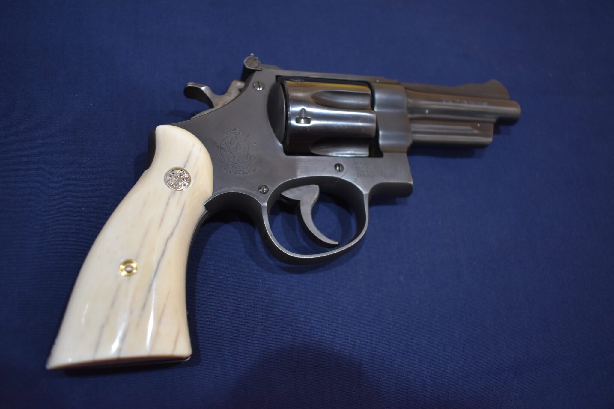 SMITH & WESSON N FRAME PREMIUN GRADE GIRAFFE BONE GRIPS SWNGB10 ...